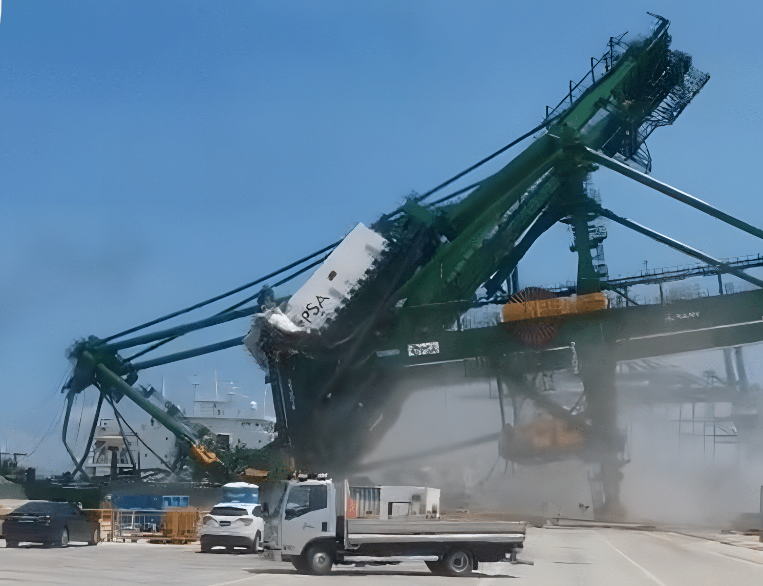 SANY STS Crane Collapse at Singapore's Tuas Port: Technical Analysis ...